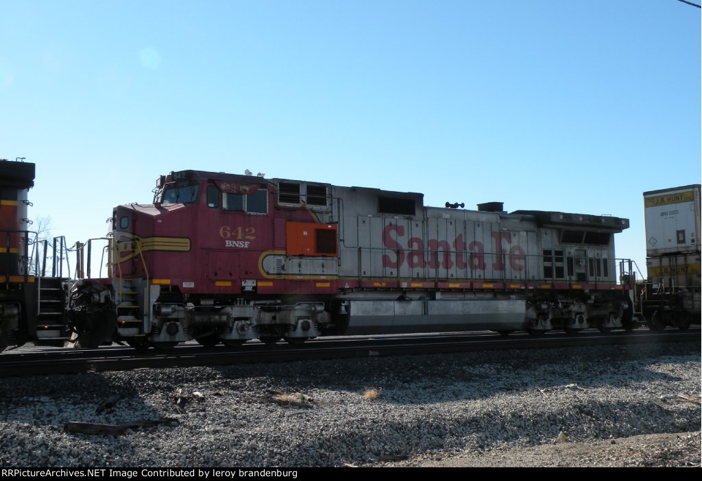 BNSF 642